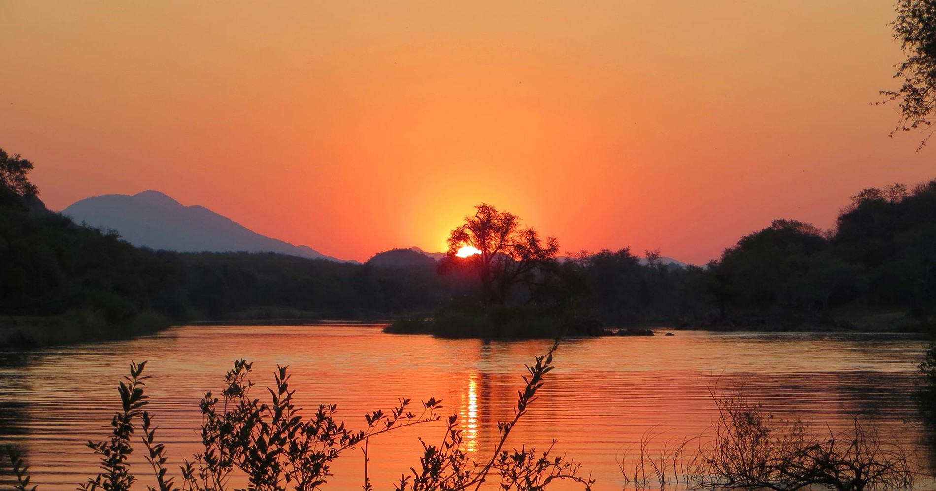 Rio Kunene - destinos na Namíbia | Rhino Africa