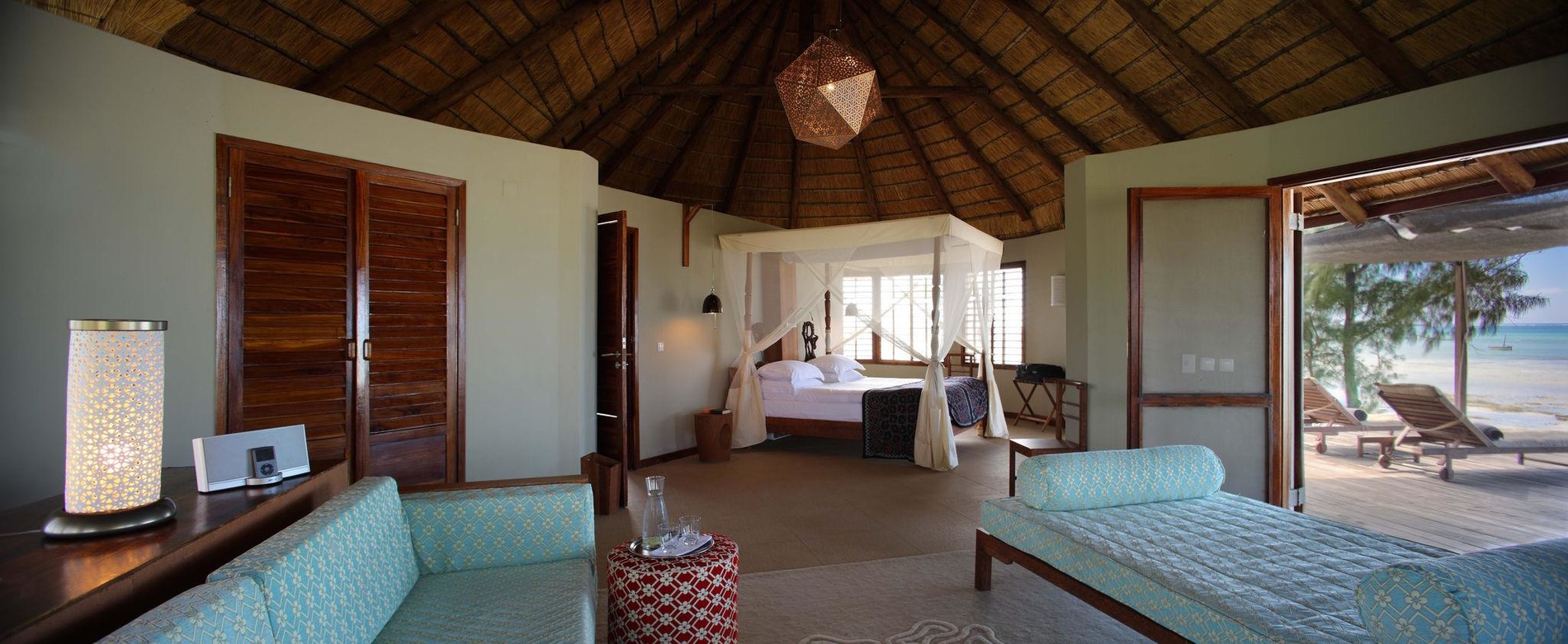 Coral Lodge 15.41 - Mozambique | Rhino Africa