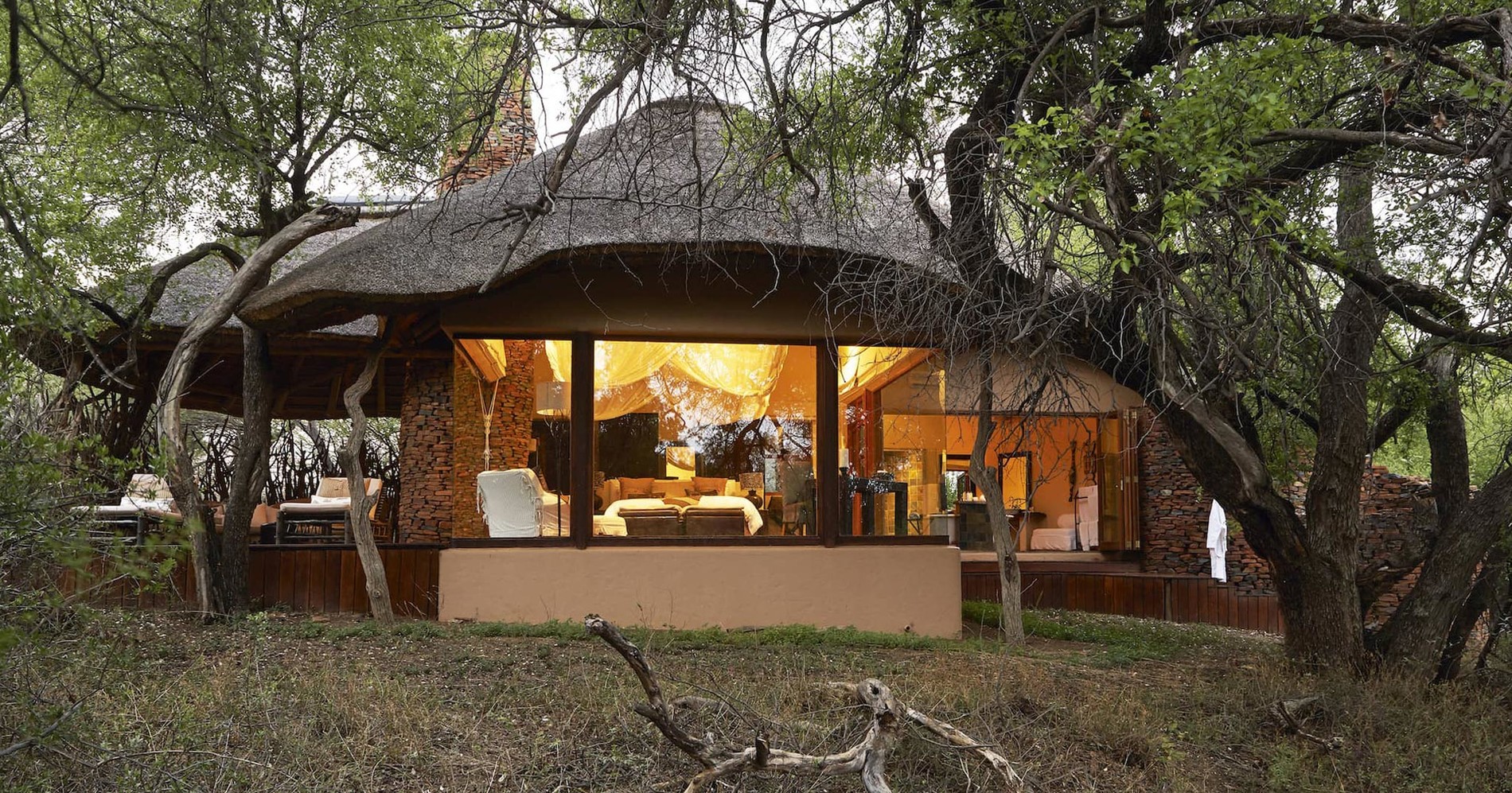 Makanyane Safari Lodge - Madikwe Game Reserve | Rhino Africa