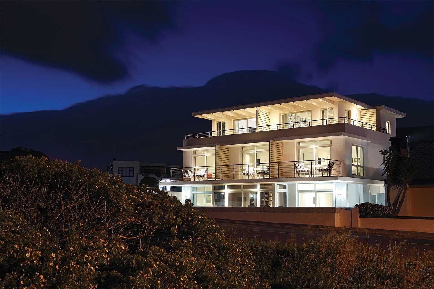 One Marine Drive Boutique Hotel - Hermanus | Rhino Africa