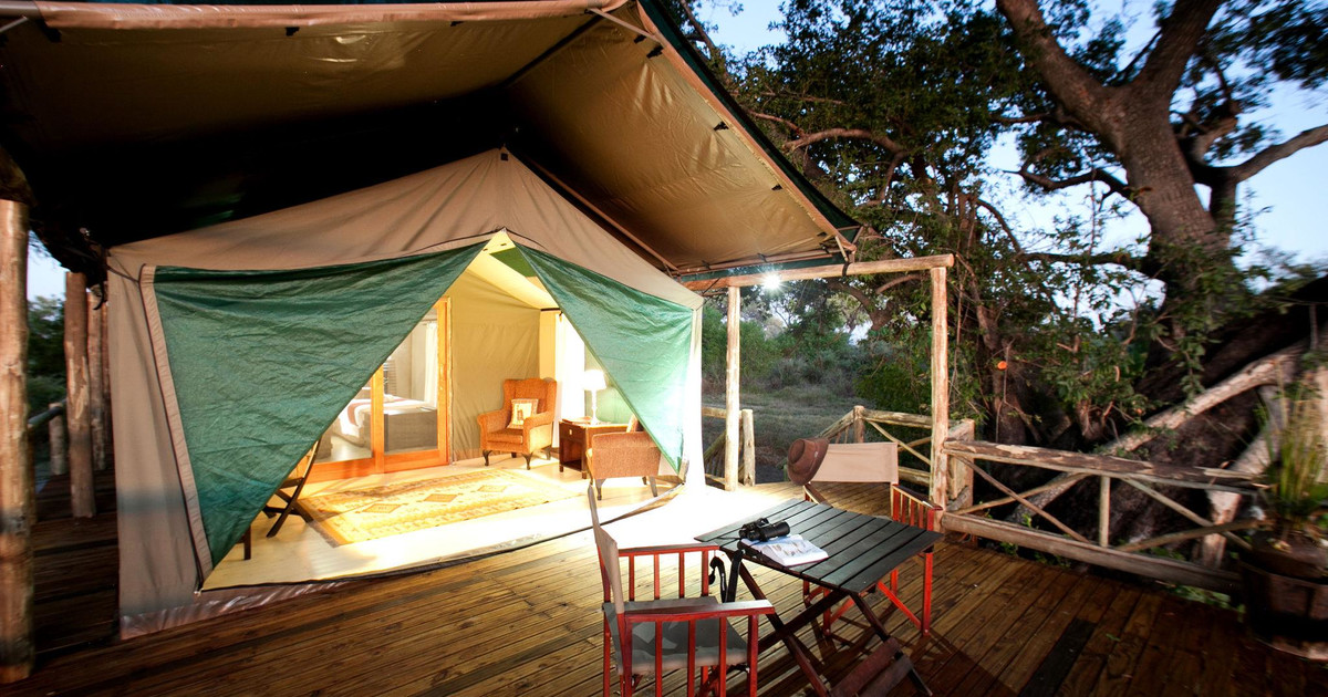 Pom Pom Camp - Okavango Delta | Rhino Africa