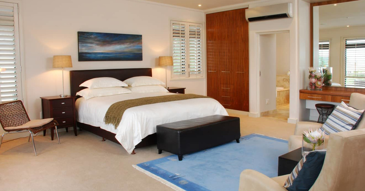 Selkirk House - Hermanus | Rhino Africa